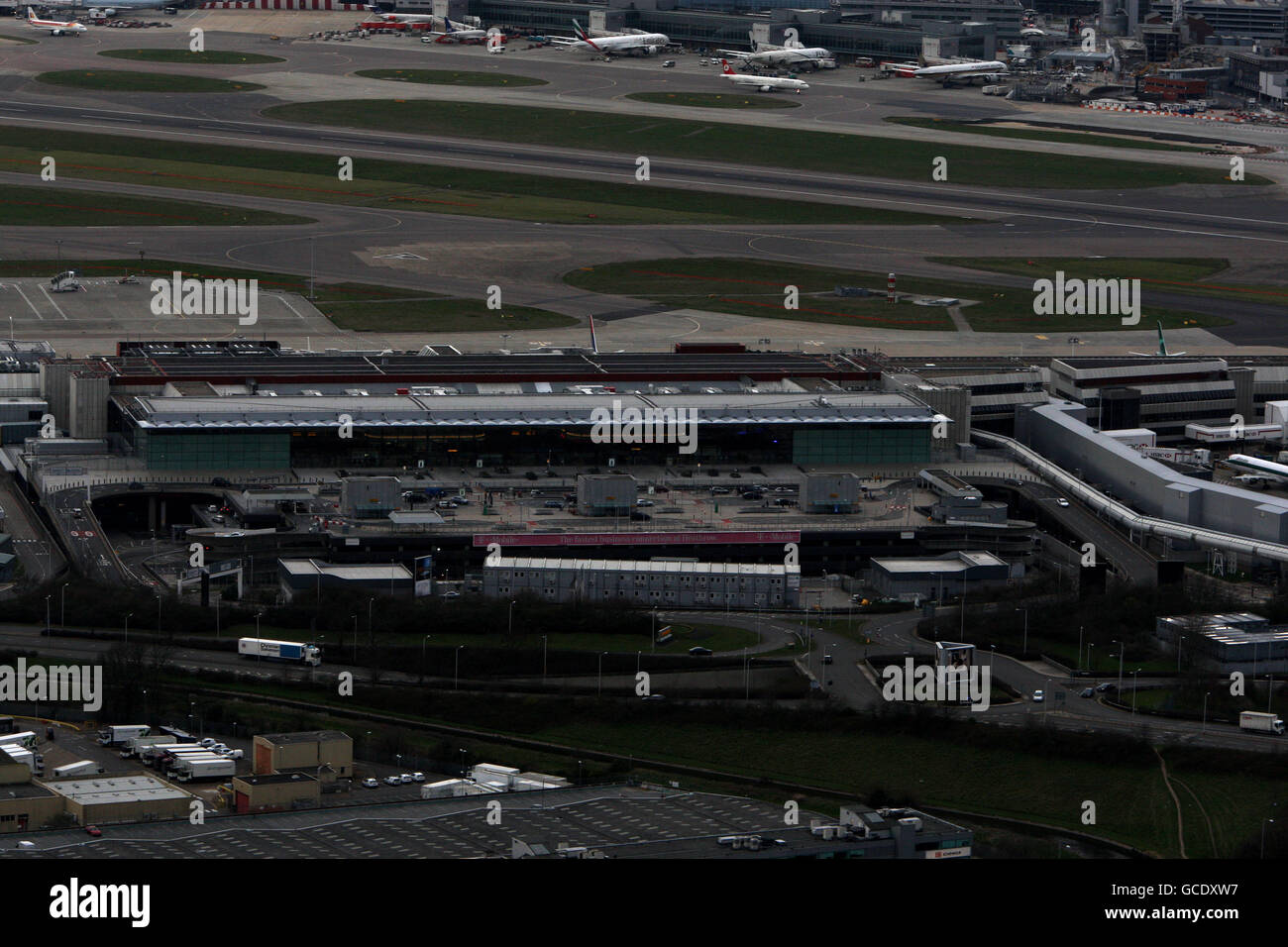 Aerial view heathrow airport hi-res stock photography and images - Alamy