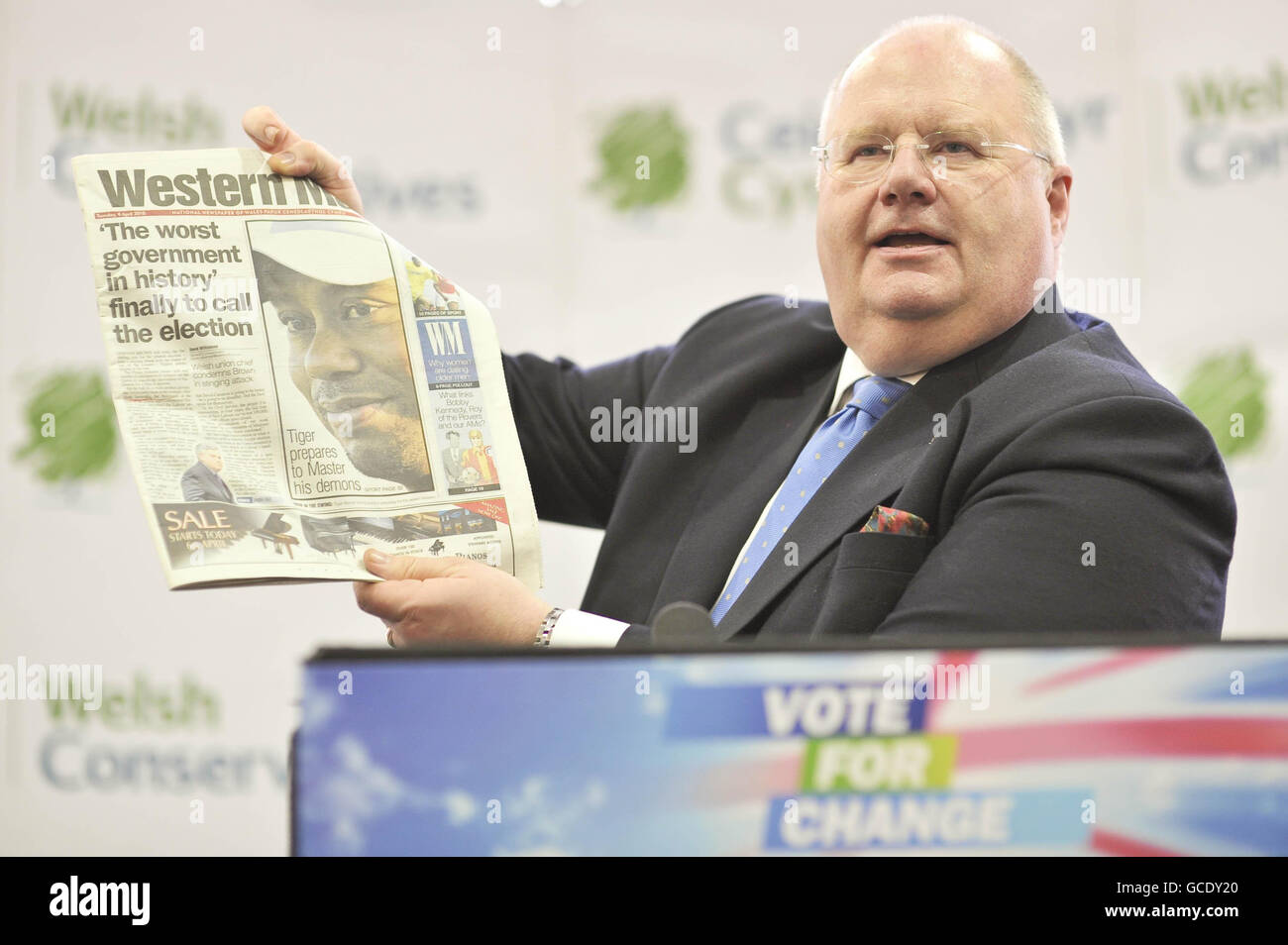 Which carried the headline hi-res stock photography and images - Alamy