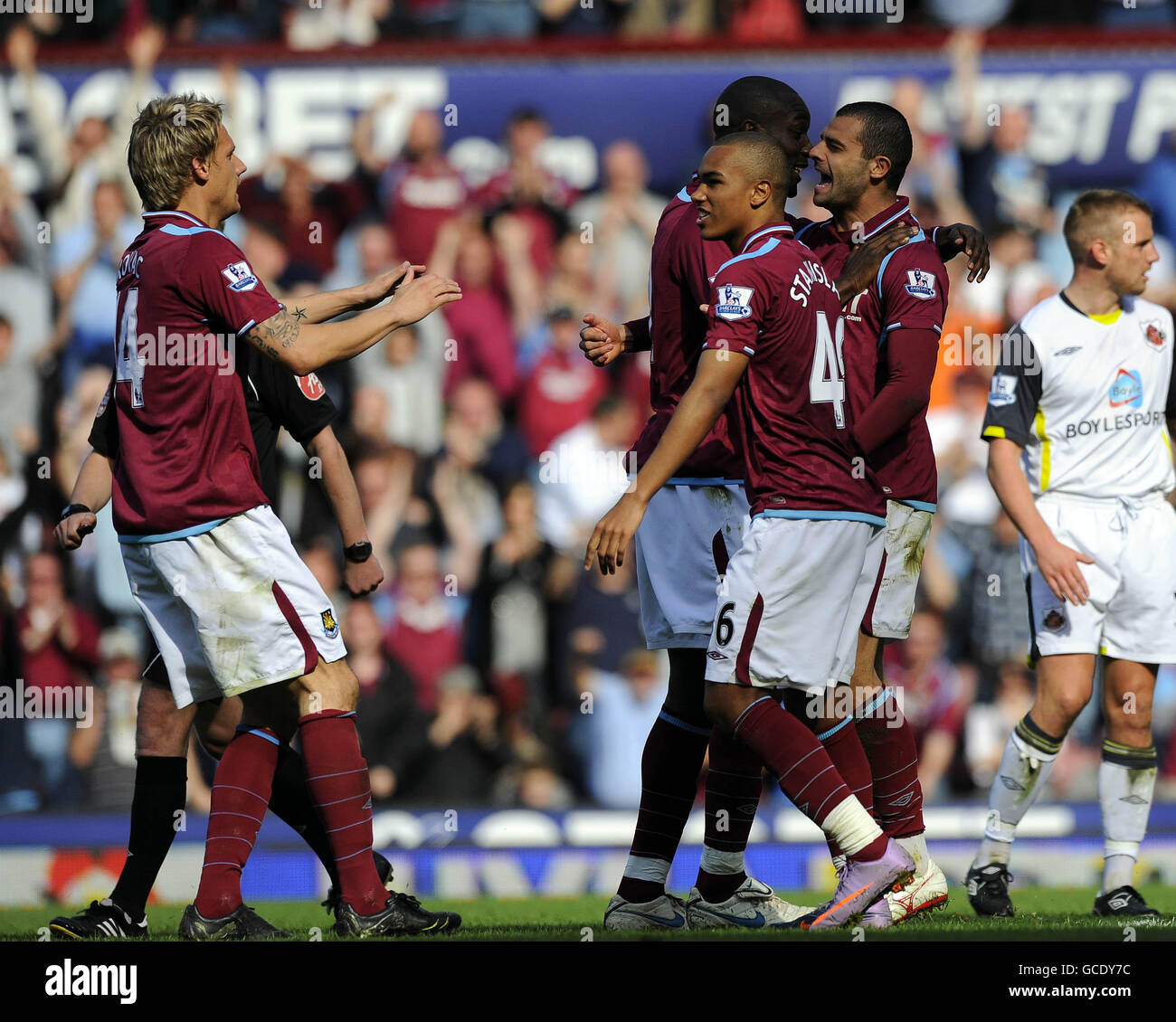 West Ham United's Ilan celebrates scoring opening goal Stock Photo - Alamy