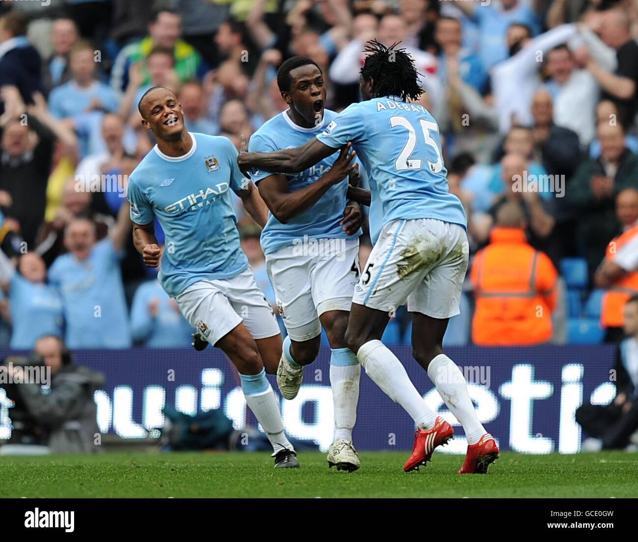 Manchester Citys Nedum Onuoha Centre Celebrate Scoring His Sides Second Goal Of The Game With