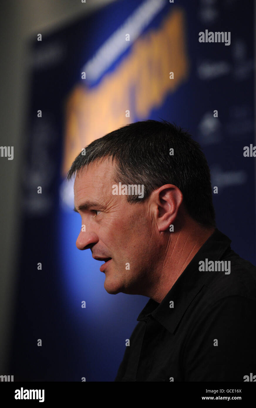 Derek mountfield everton hi-res stock photography and images - Alamy