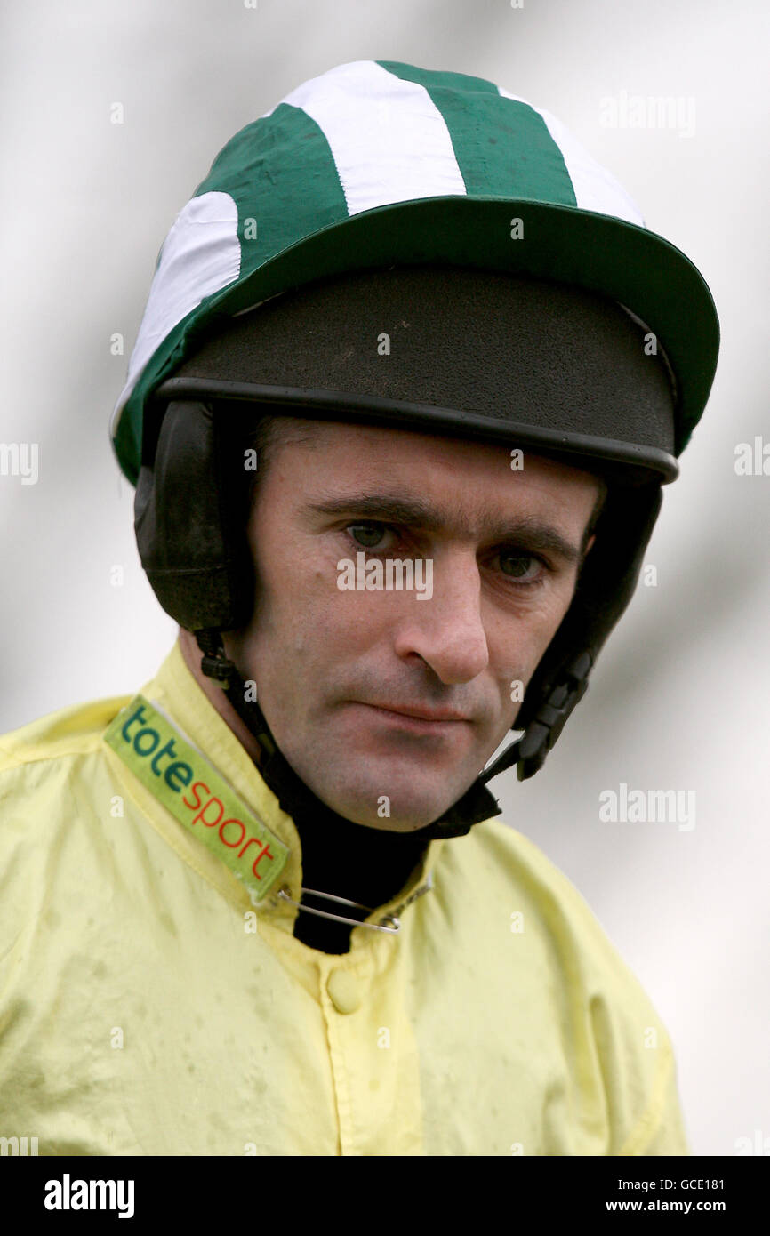 Brian harding jockey hi-res stock photography and images - Alamy
