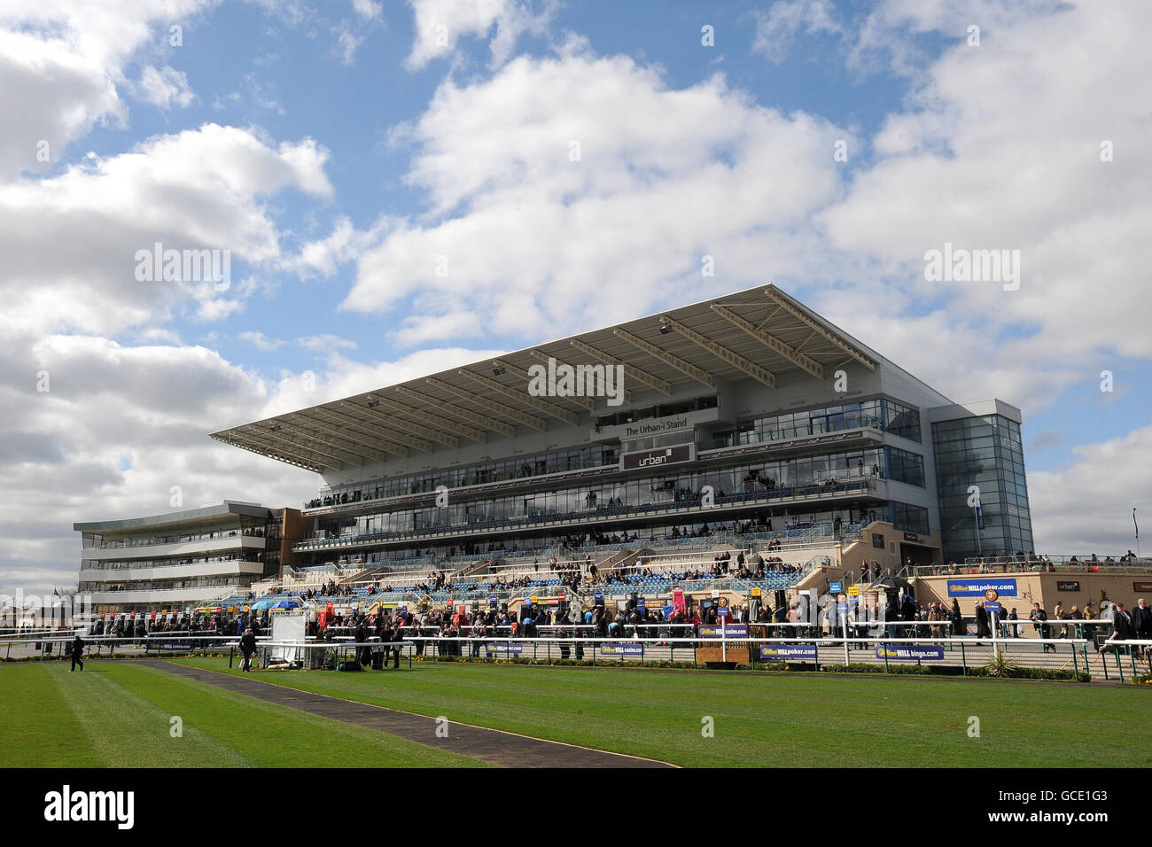 Doncaster racecourse stand hi-res stock photography and images - Alamy