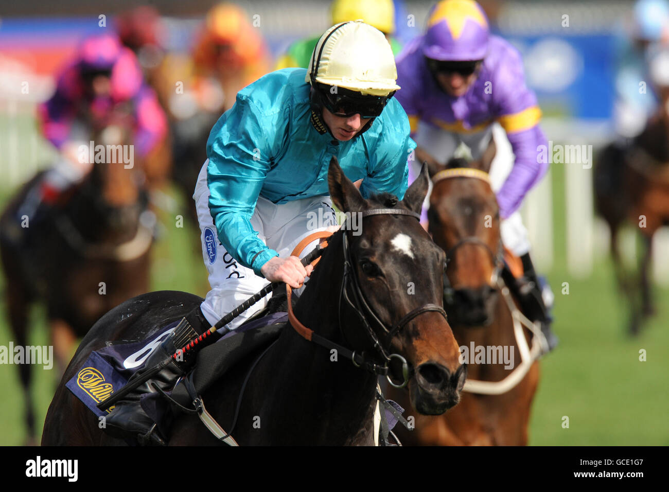 Irish heartbeat ridden paul hanagan hi-res stock photography and images ...