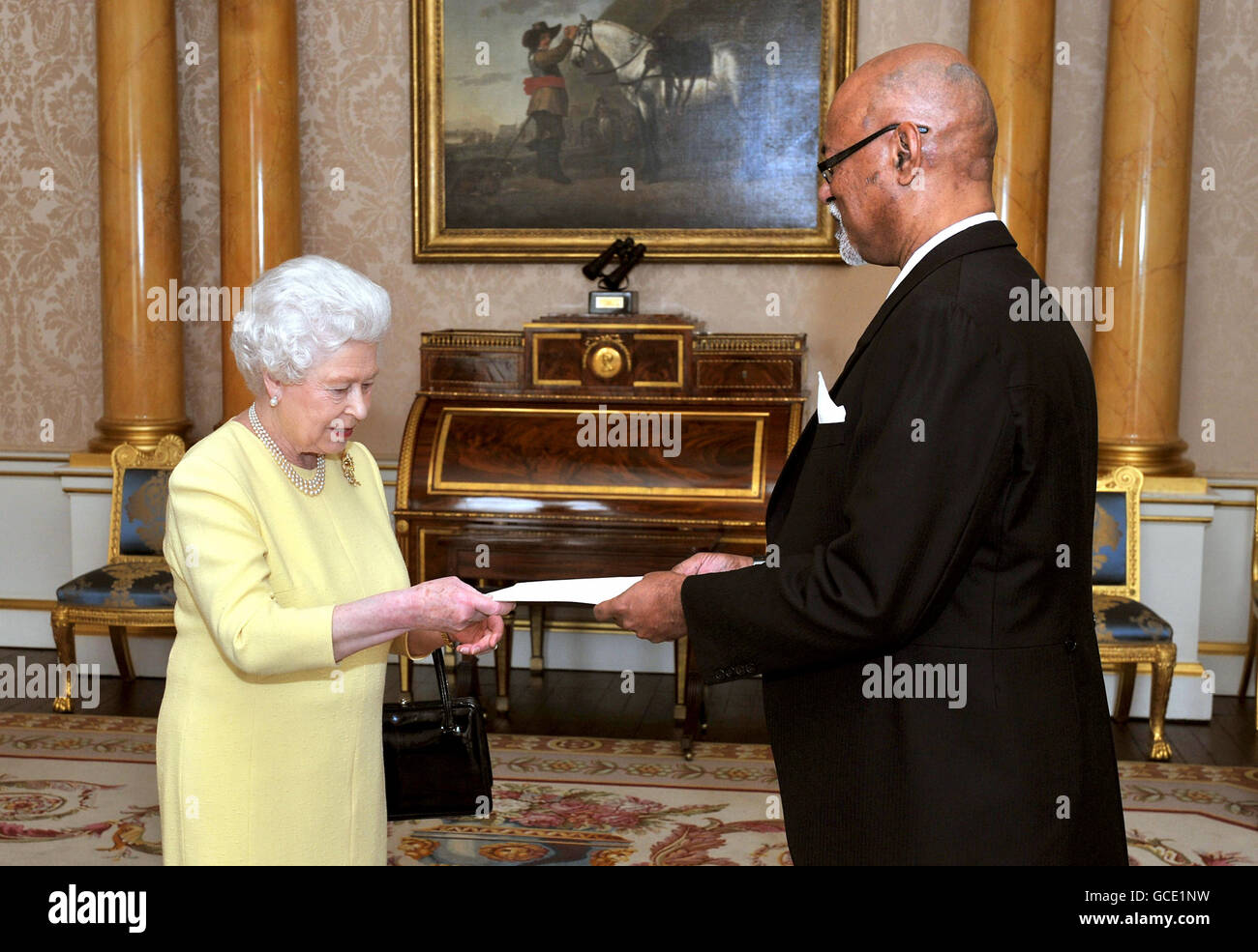 Presents His Credentials To Britains Queen Elizabeth Ii High Resolution ...