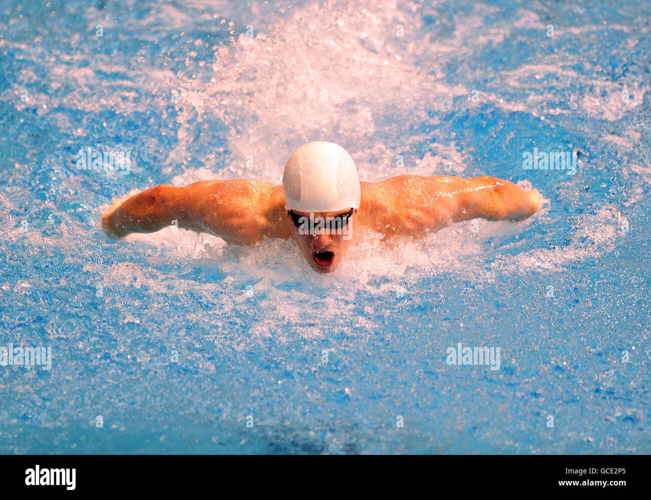 Metros mens hi-res stock photography and images - Alamy