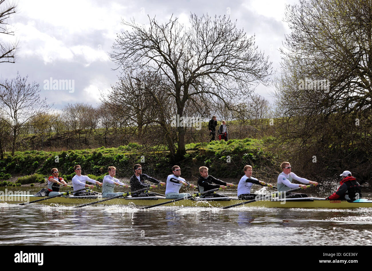 The Cambridge University boat race crew (left to right: Rob Weitemeyer ...