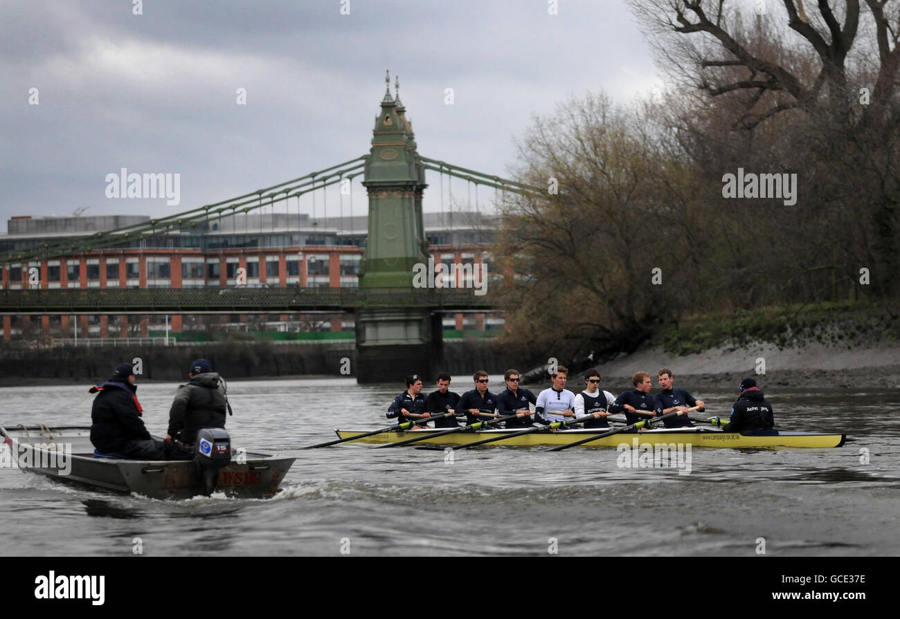 The cambridge university boat race crew left to right hi-res stock ...