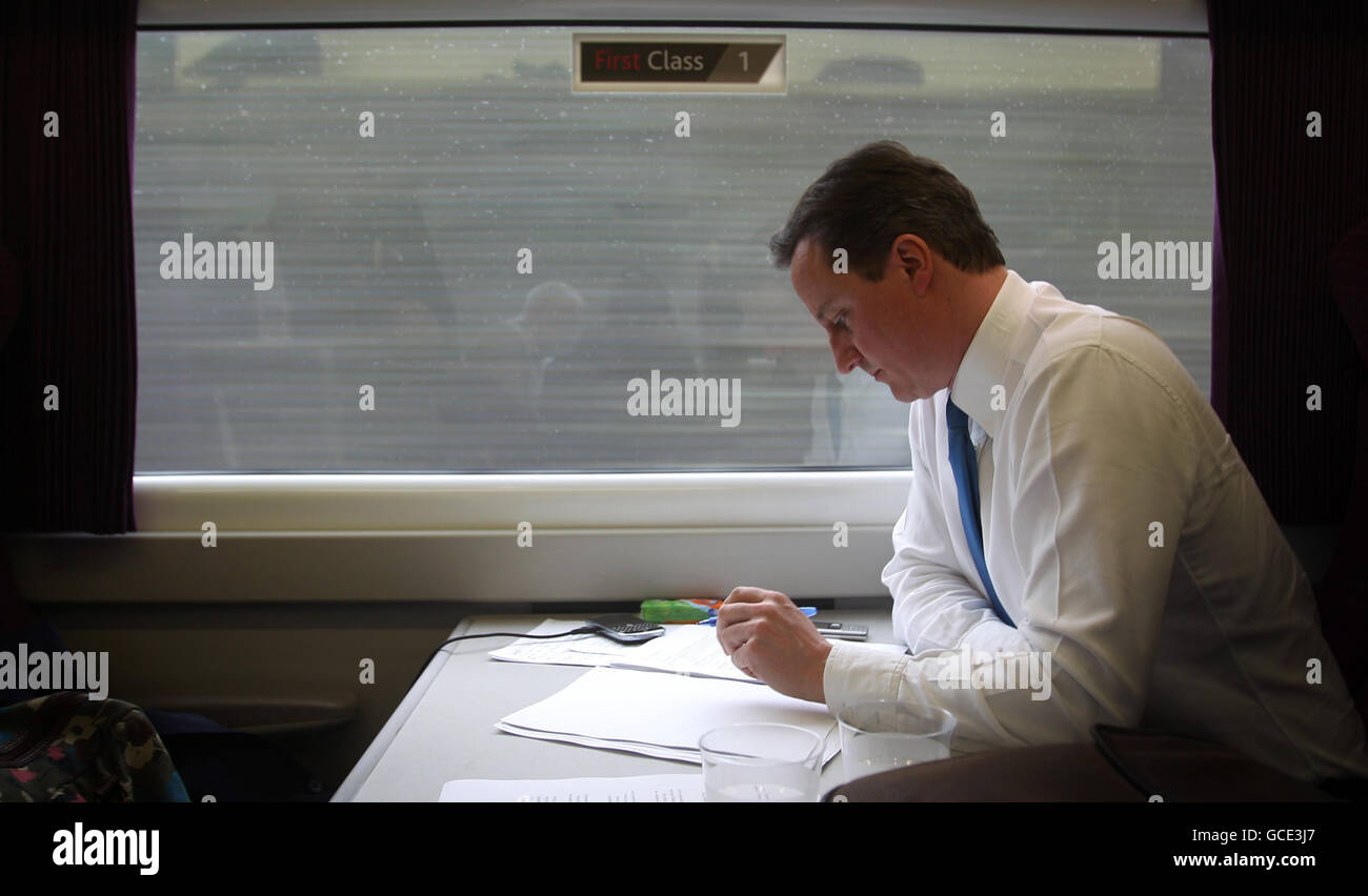 David cameron train minister hi-res stock photography and images - Alamy