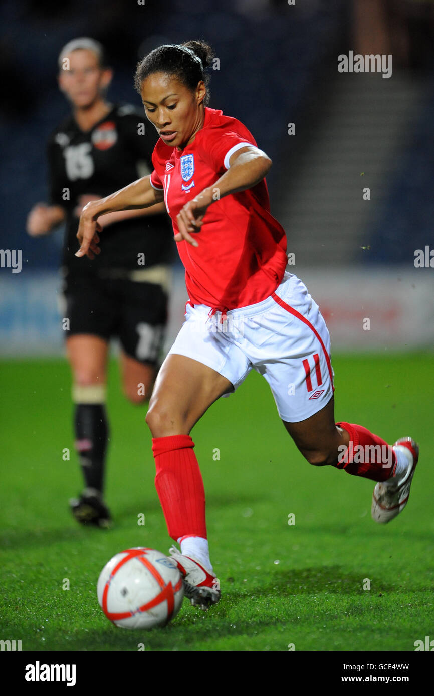 Rachel yankey england hi-res stock photography and images - Alamy