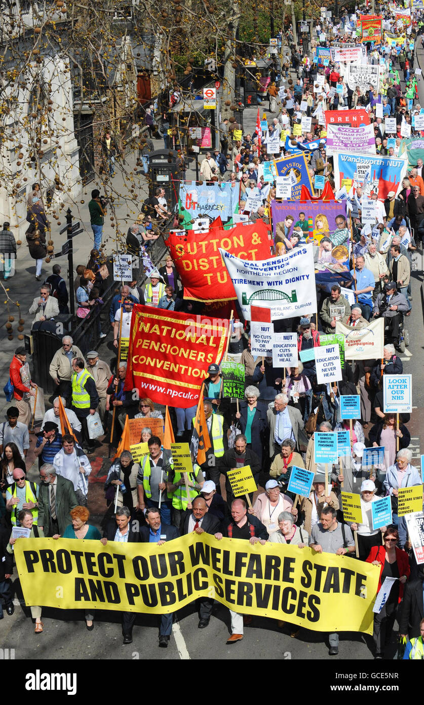 Welfare state hi-res stock photography and images - Alamy