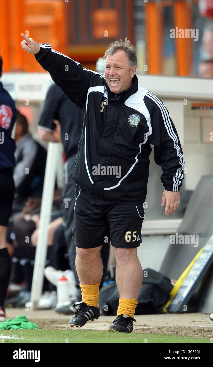 Barnet v macclesfield town hi-res stock photography and images - Alamy