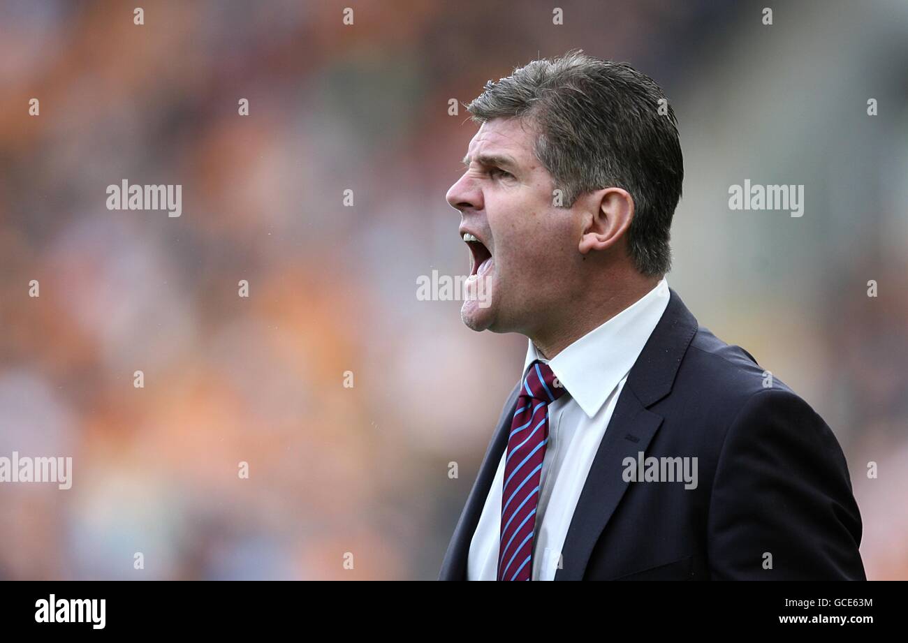 Soccer - Barclays Premier League - Hull City v Burnley - KC Stadium ...