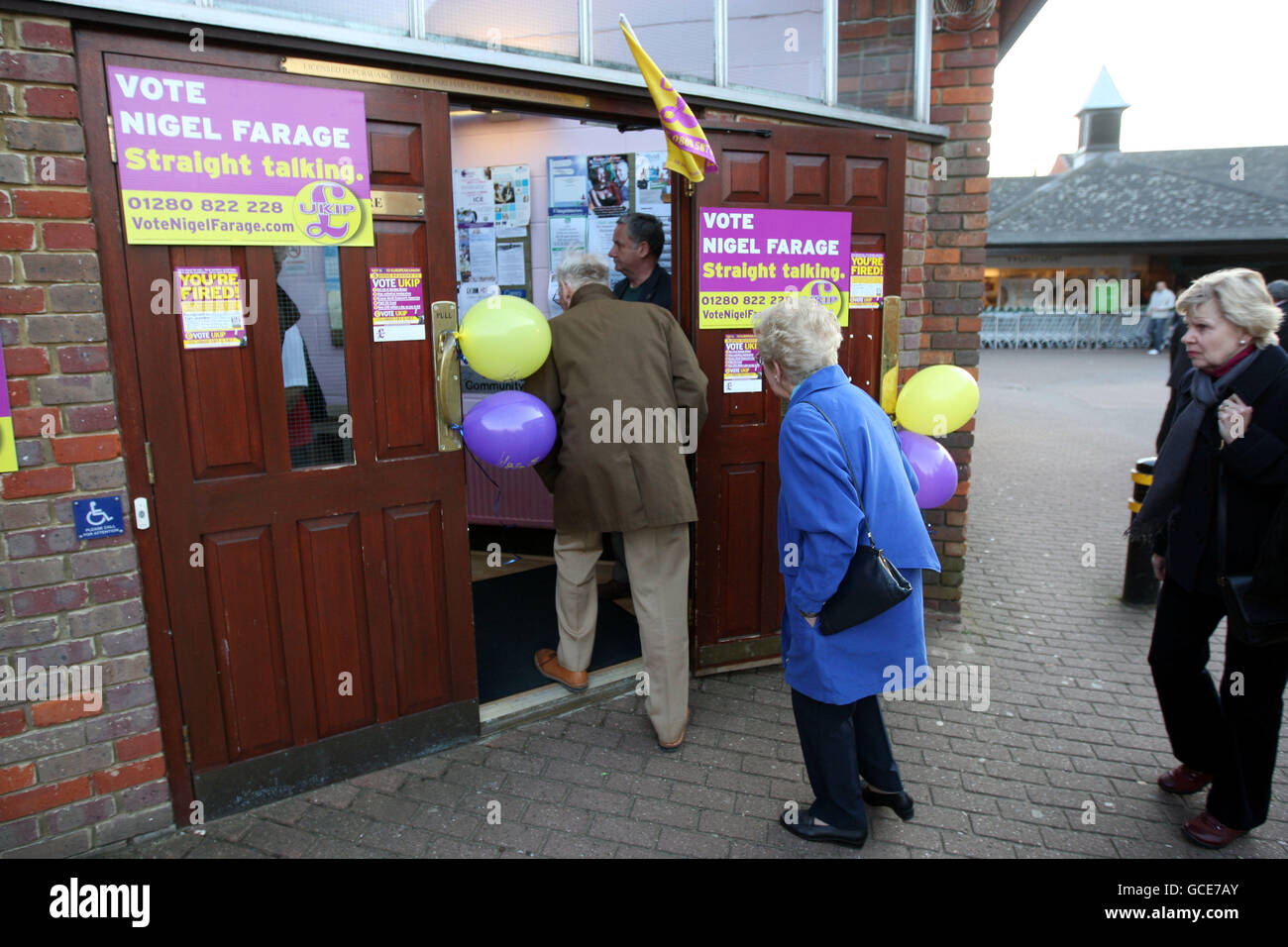 Independence posters hi-res stock photography and images - Alamy