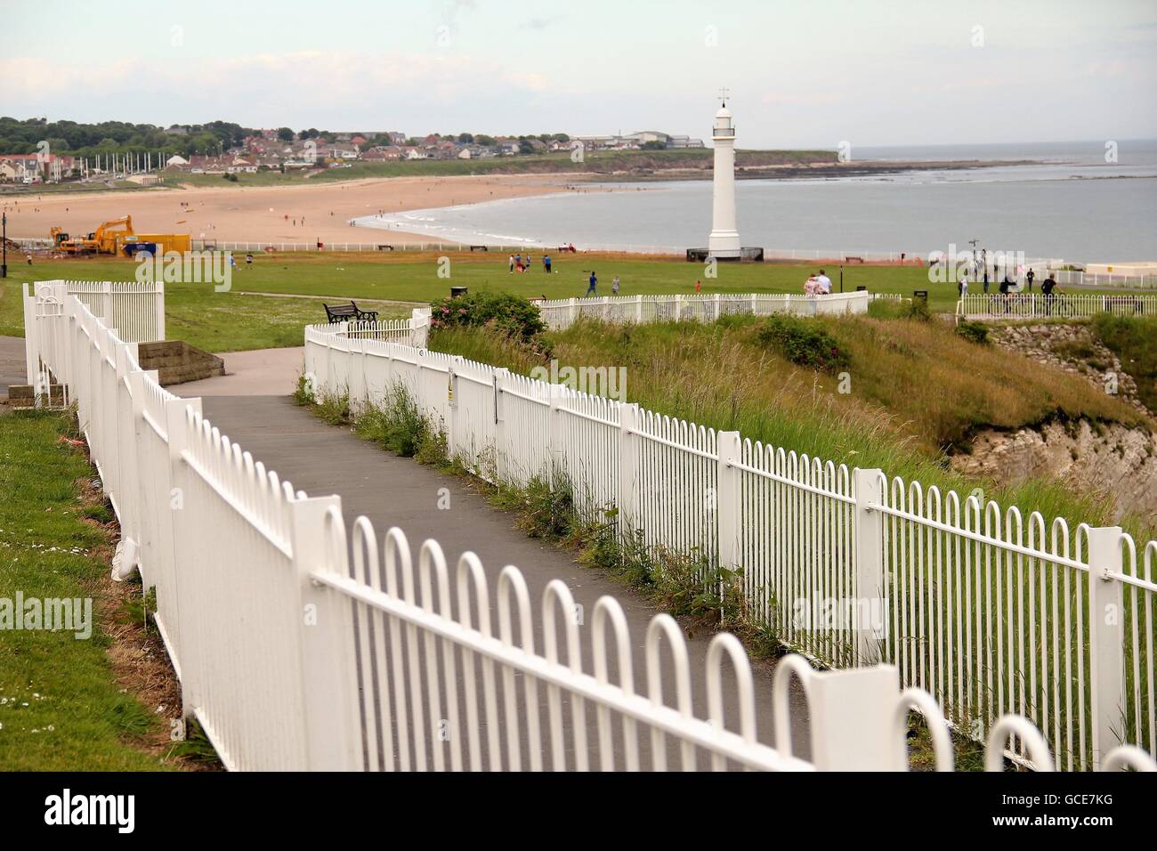 Seaburn lighthouse hi-res stock photography and images - Alamy