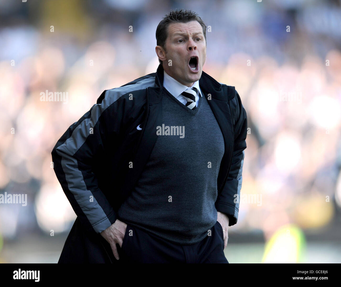 Notts County manager Steve Cotterill shouts on the touchline during the ...