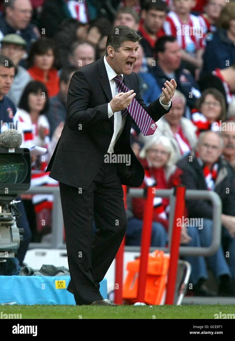 Manager brian laws hi-res stock photography and images - Alamy