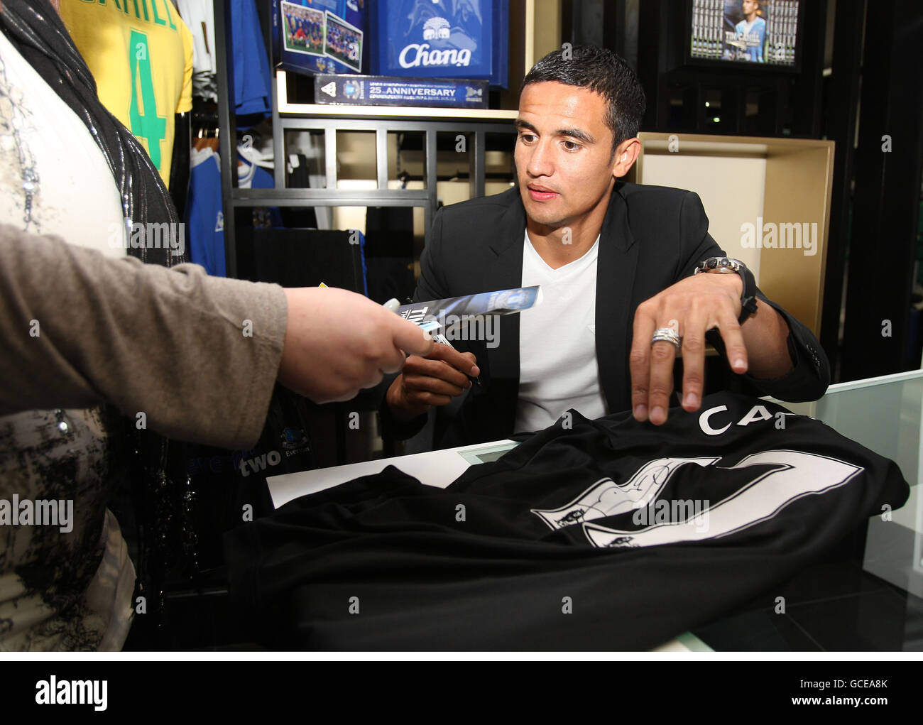 Football liverpool one supersto lphli datacoapplies hi-res stock ...