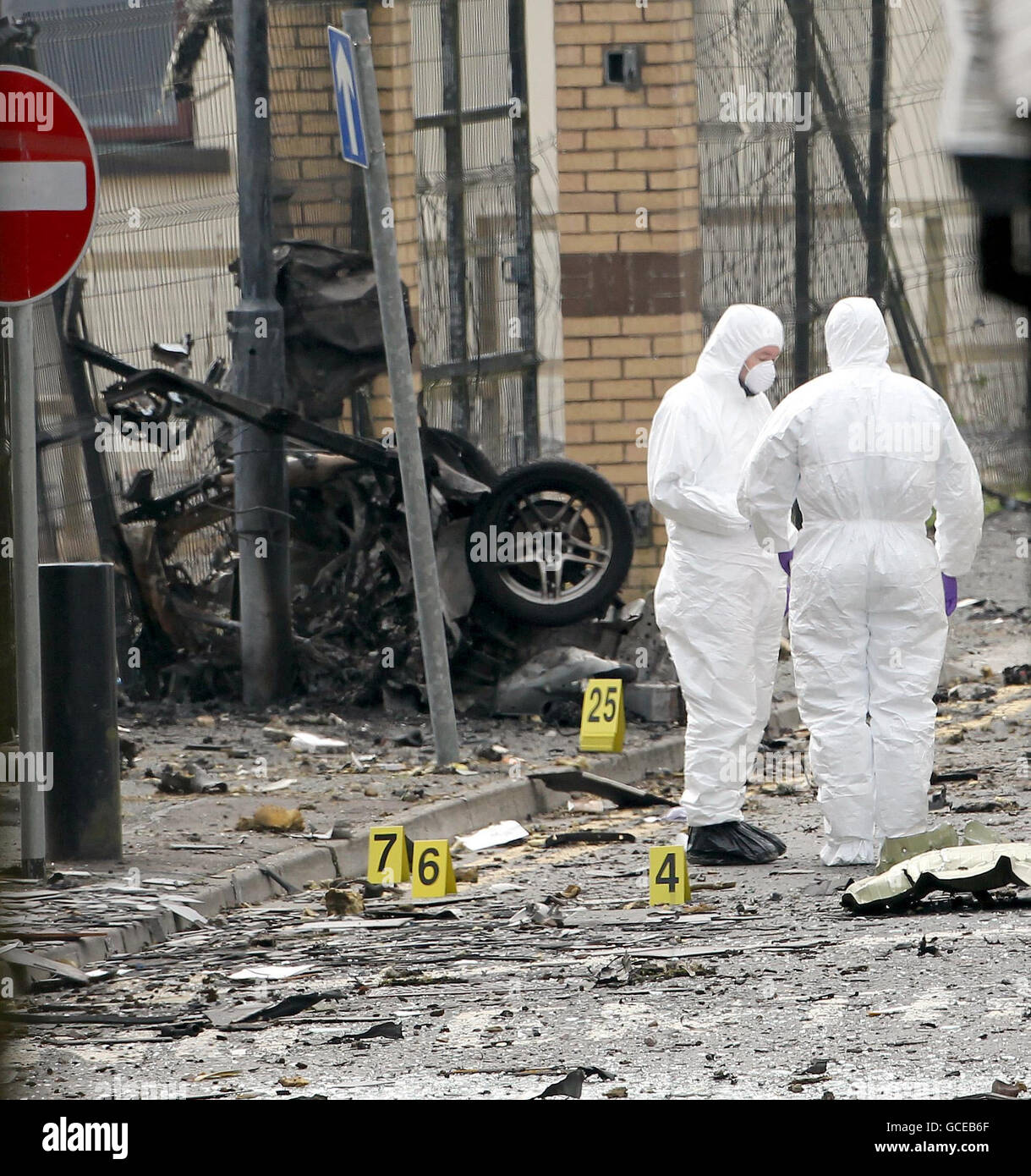 War explosion night hi-res stock photography and images - Alamy