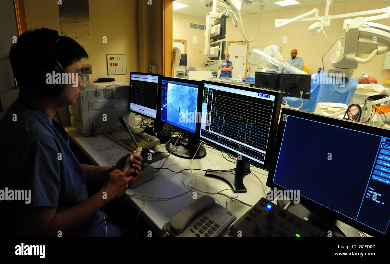 Robot arm used in heart surgery Stock Photo - Alamy