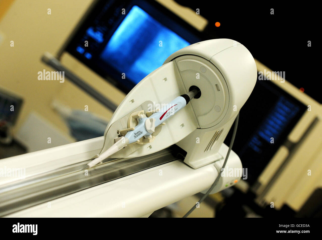 Surgical robot arm hi-res stock photography and images - Alamy