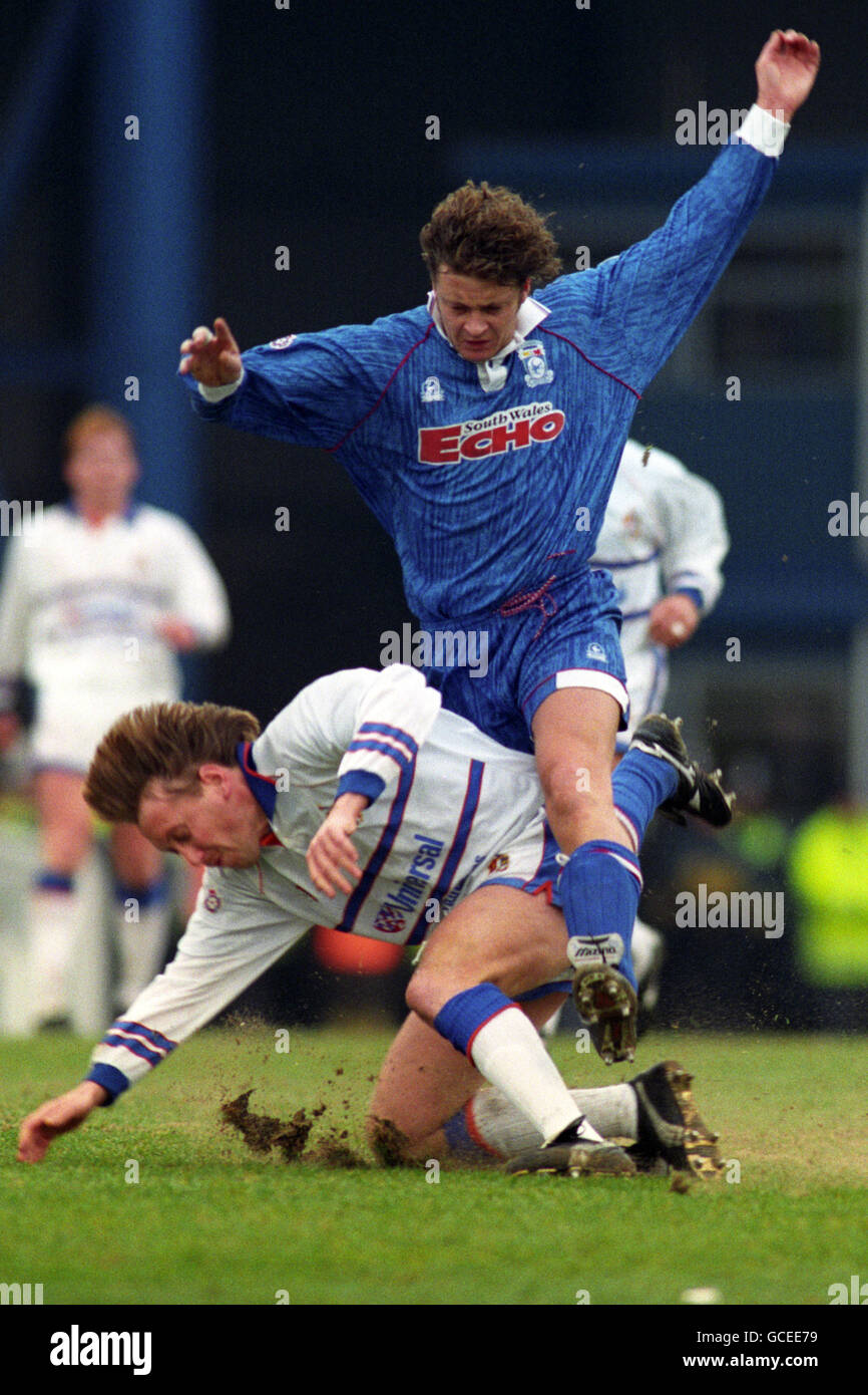 Damon searle cardiff hi-res stock photography and images - Alamy