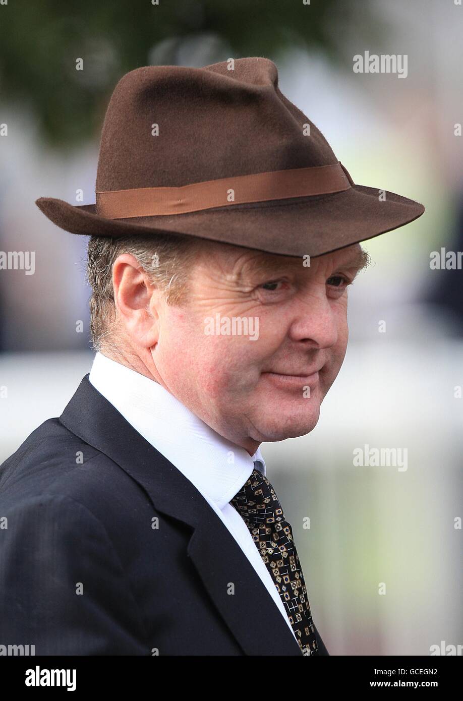 Horse Racing - 2010 John Smith's Grand National - Day Two - Aintree ...