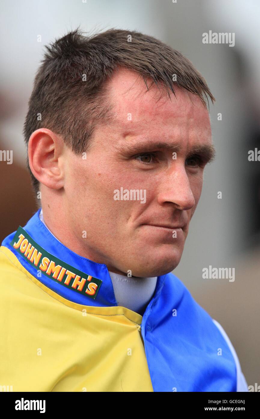 Horse Racing - 2010 John Smith's Grand National - Day Two - Aintree ...