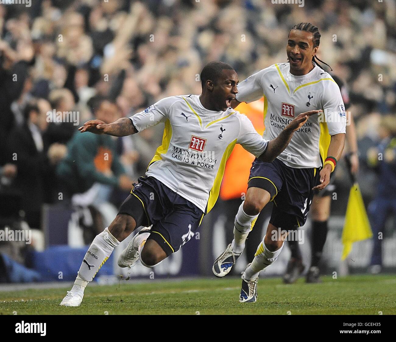 Danny rose arsenal goal hi-res stock photography and images - Alamy
