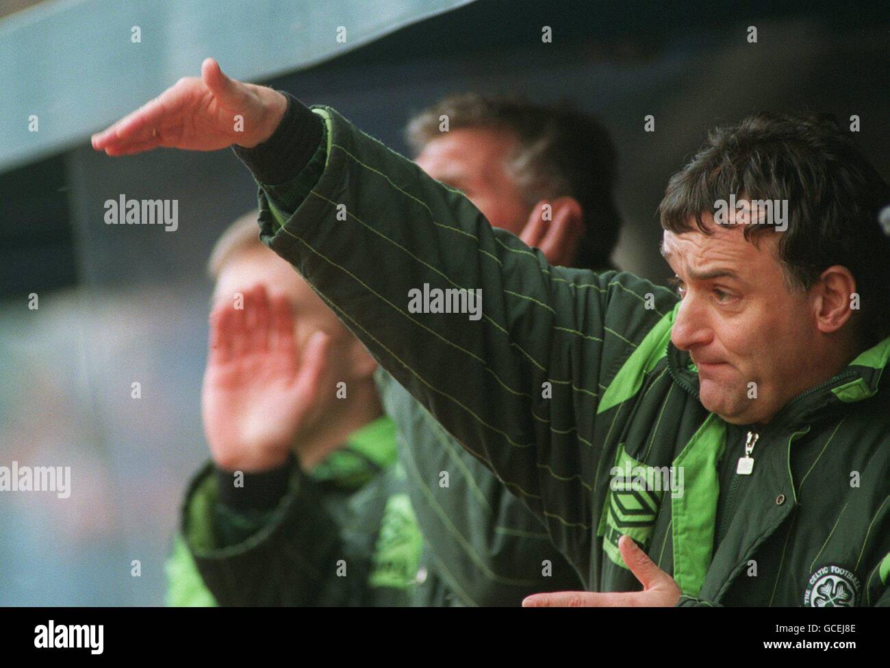 Lou macari celtic hi-res stock photography and images - Alamy