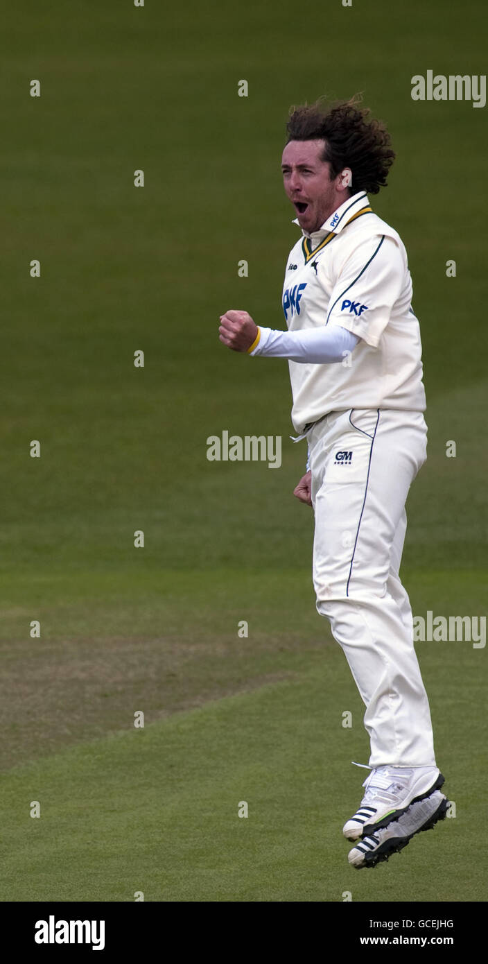 Nottinghamshire's Ryan Sidebottom celebrates taking the wicket of Kent ...