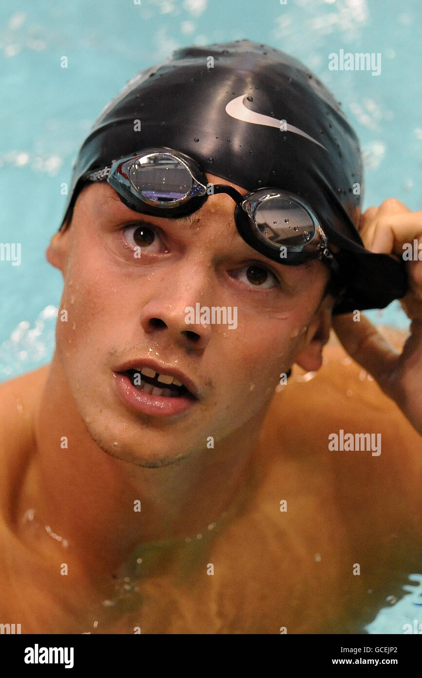 Mens 200m heat three hi-res stock photography and images - Alamy
