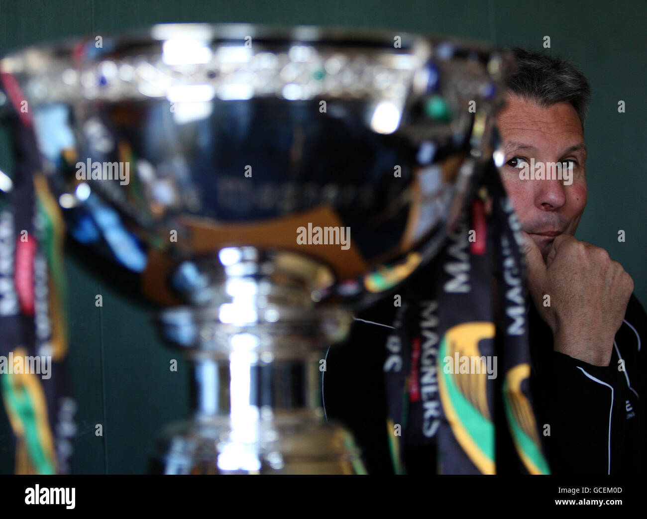 Glasgow Warriors head coach Sean Lineen looks towards the Magners ...
