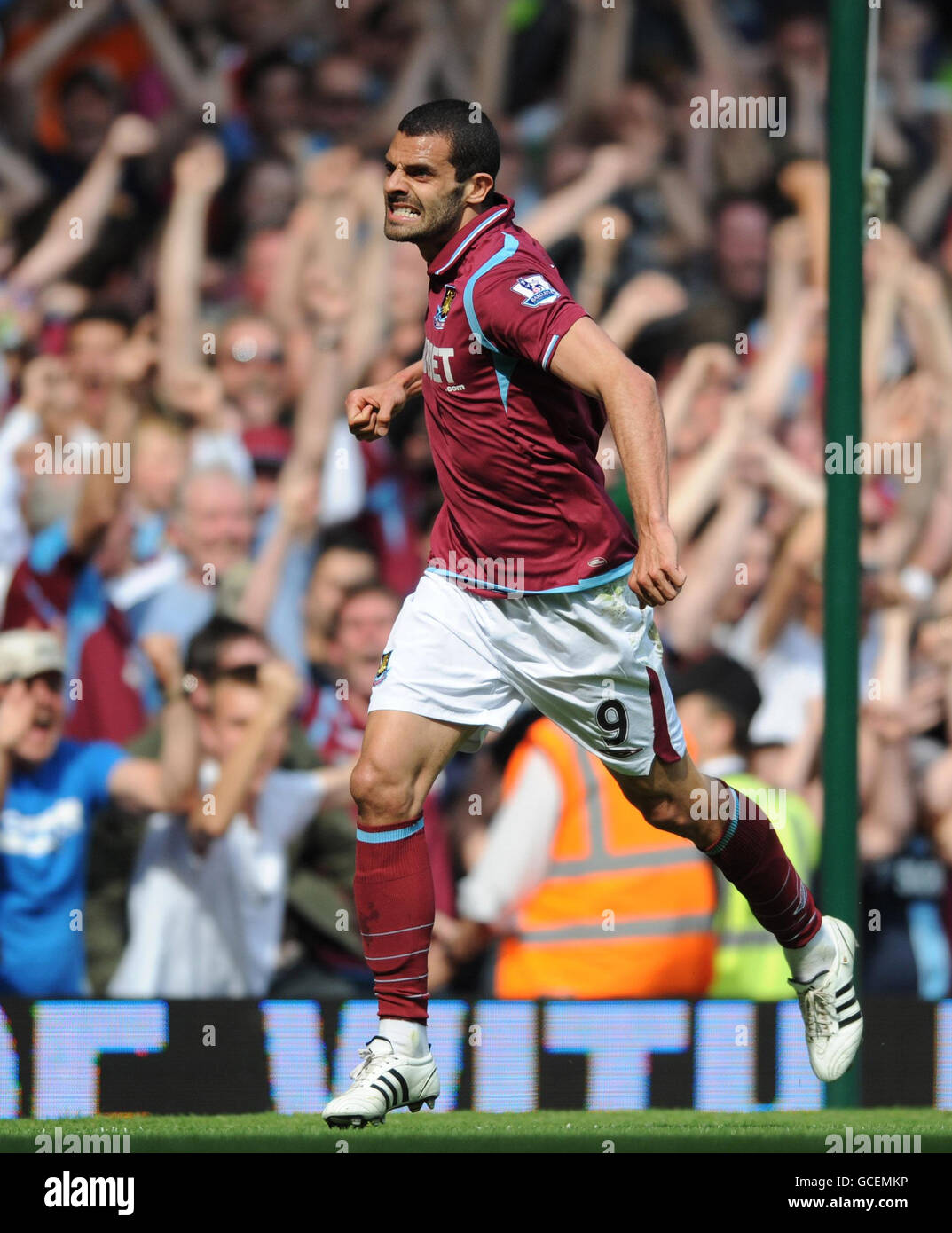 West Ham United's Araujo Ilan celebrates scoring their first goal ...