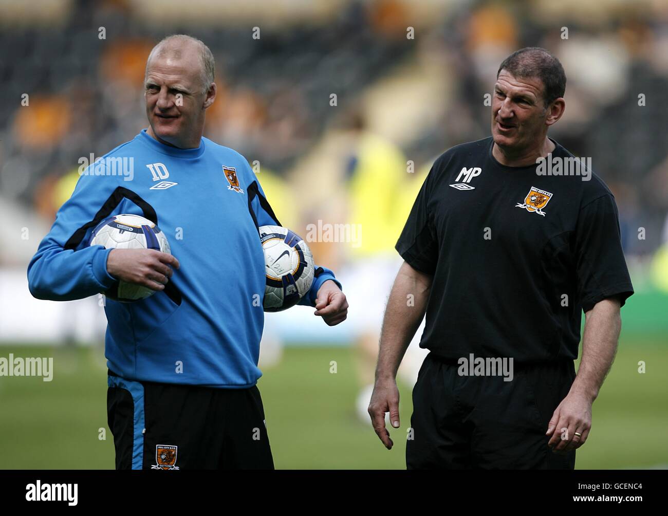 Hull City Temporary Football Management Consultant Iain Dowie (left ...