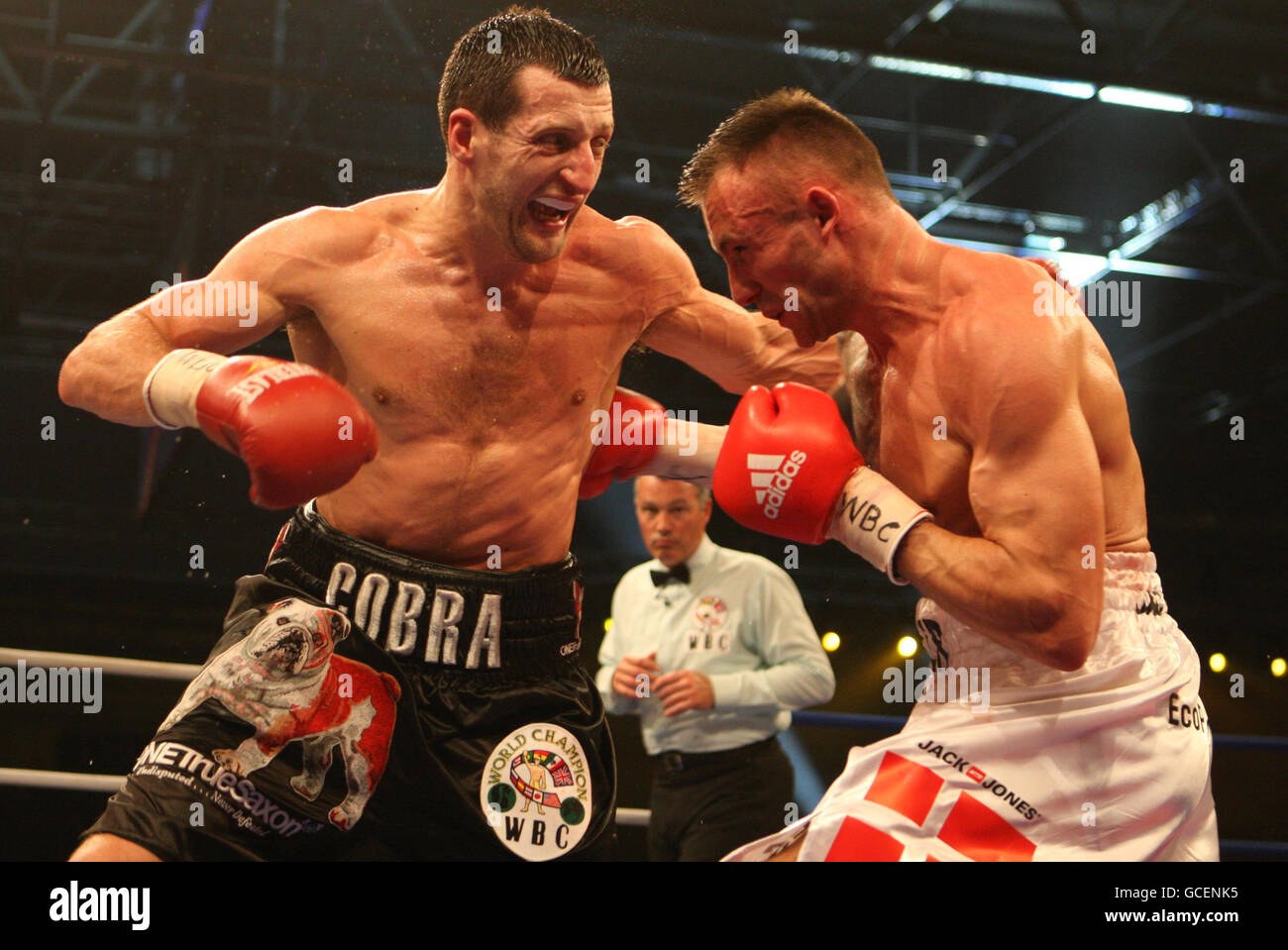 Boxing rings hi-res stock photography and images - Alamy
