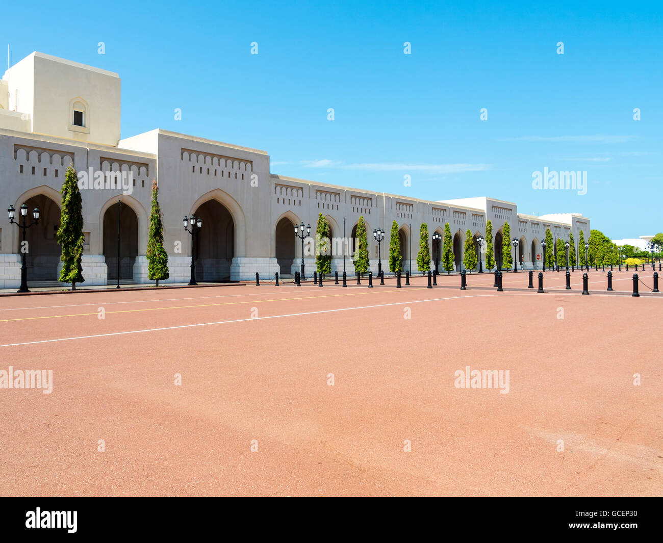 Al Alam Palace, Muscat, Oman Stock Photo - Alamy