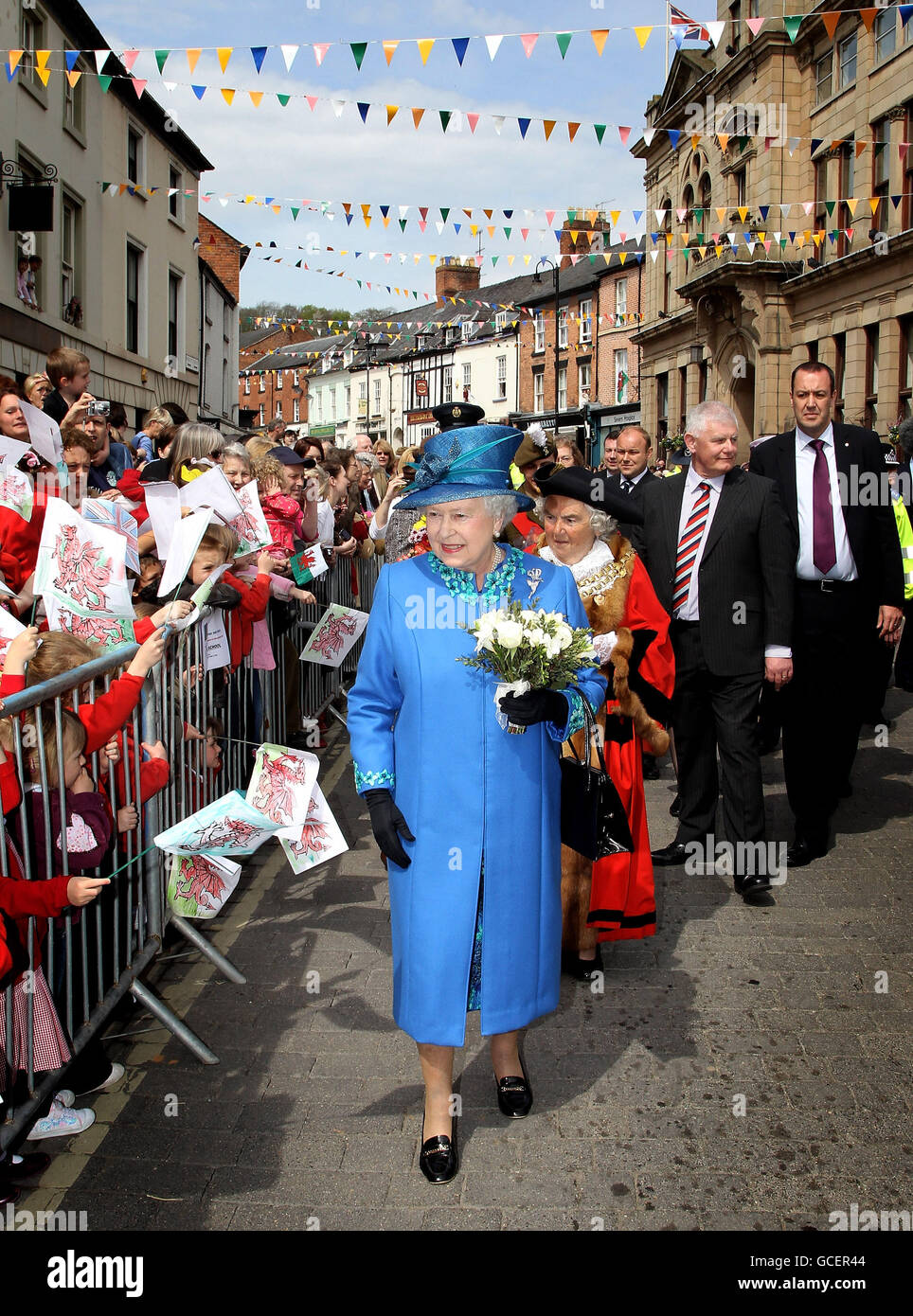 Queen Elizabeth II meets members of the public in Welshpool town centre ...