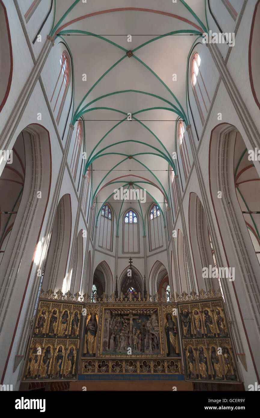 Gothic ceiling vault, winged altar with crucifixion, Schwerin Cathedral ... Gothic ceiling vault, winged altar with crucifixion, Schwerin Cathedral ...
