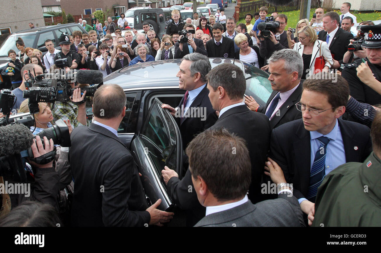 Prime Minister Gordon Brown leaves the home of Gillian Duffy in ...