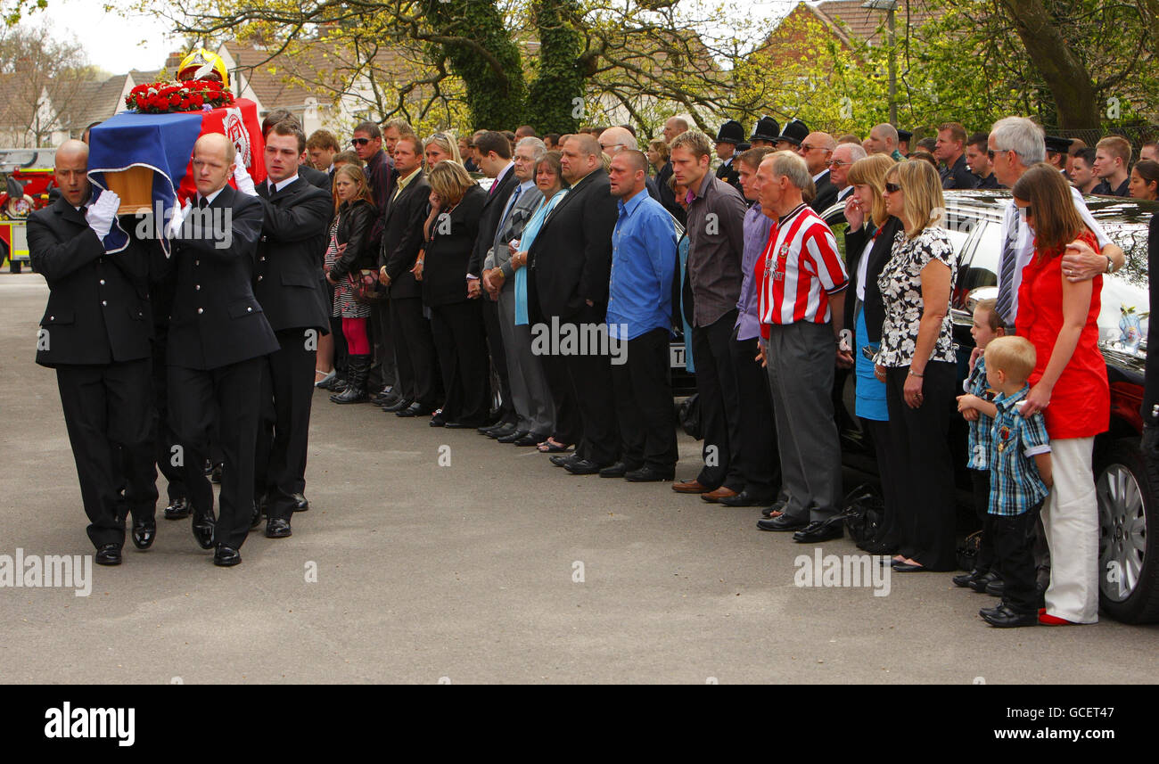 Funeral for firefighter Stock Photo - Alamy