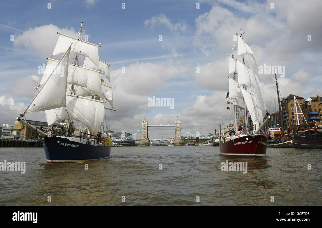 The world's smallest operational Tall Ships, named Bob Allen (Left) and ...