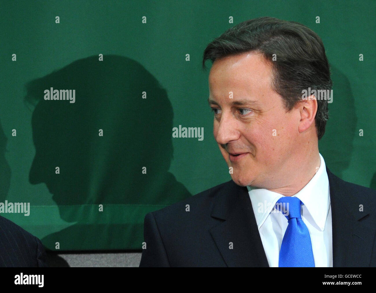 Conservative party leader and witney mp david cameron centre hi-res ...