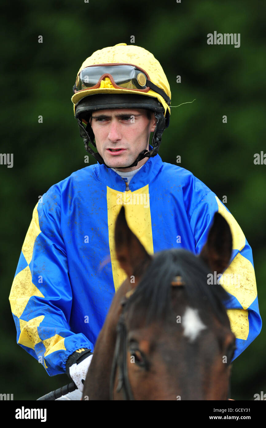 Jockey neil callan nottingham racecourse hi-res stock photography and ...