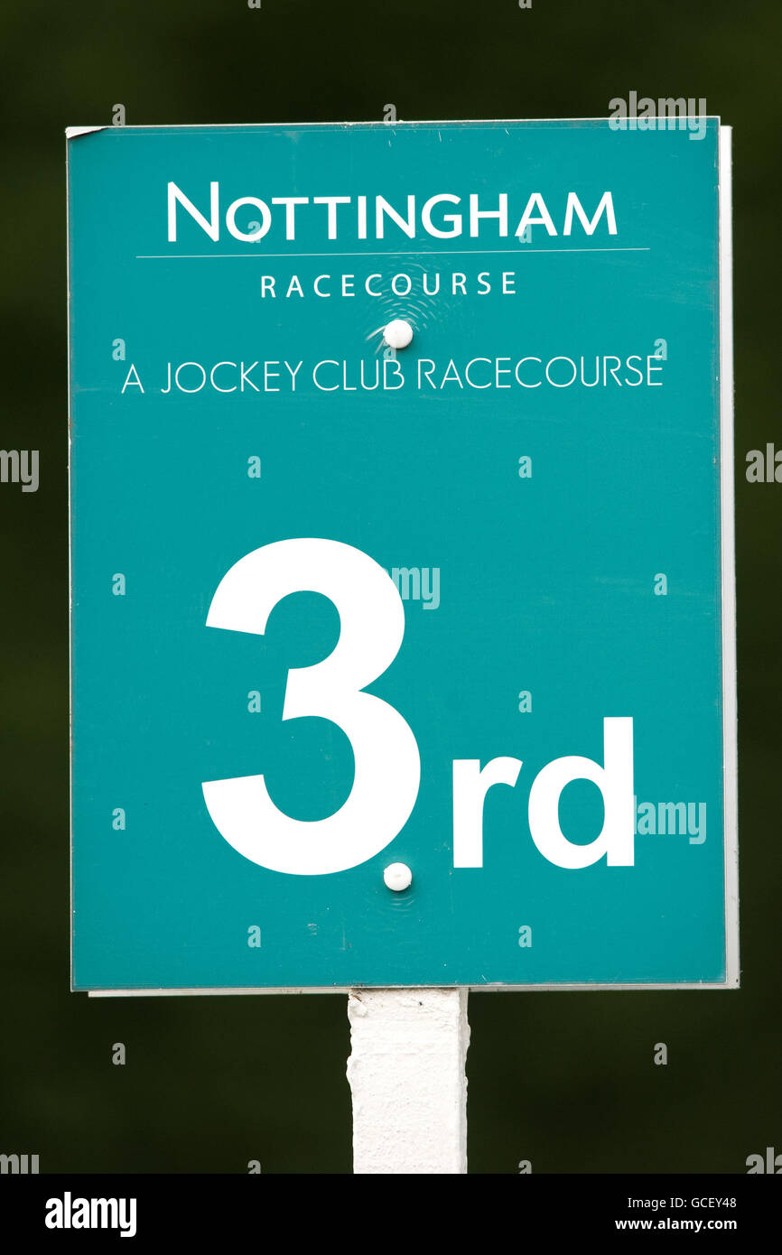Nottingham racecourse general hi-res stock photography and images - Alamy