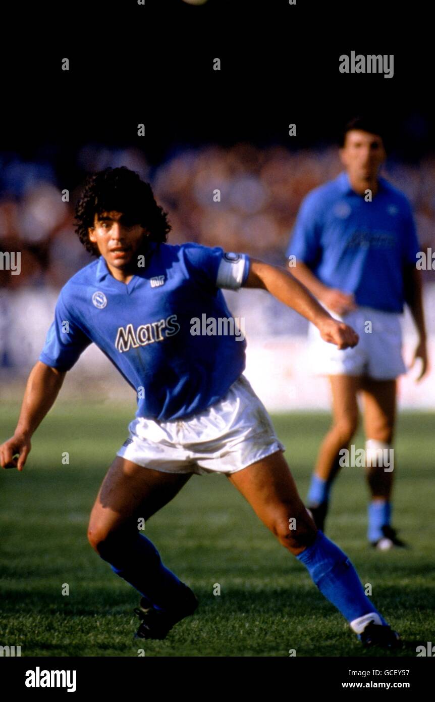 Diego Maradona Napoli Stock Photos & Diego Maradona Napoli Stock Images ...
