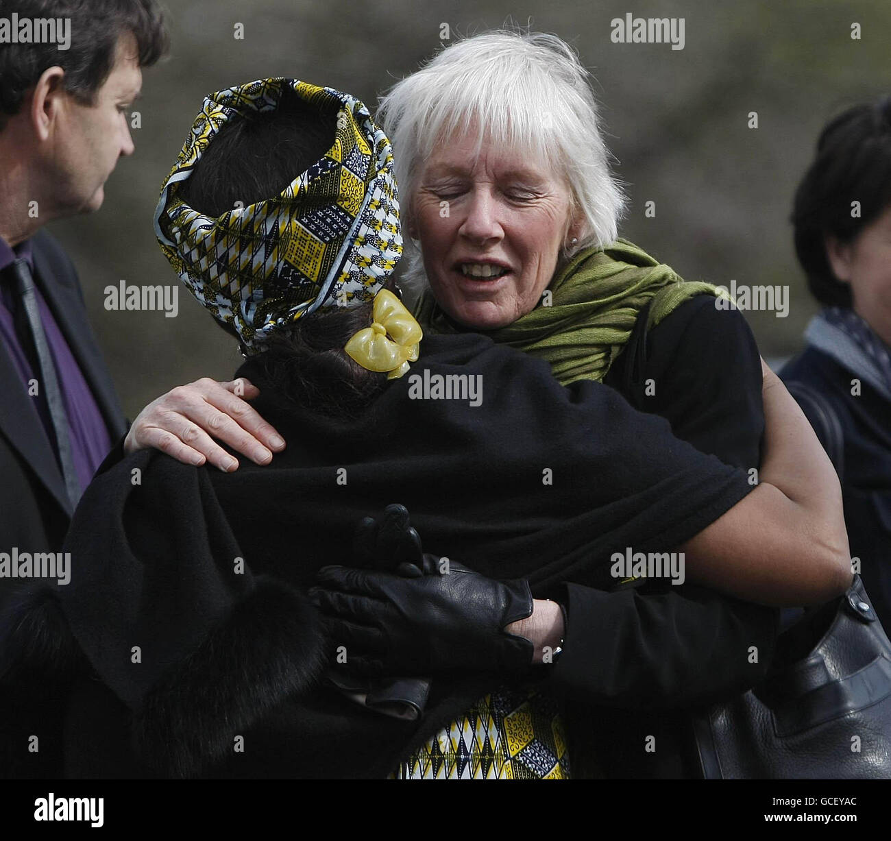 Irelands minister for integration Mary White greets Nigerian Ambassador ...