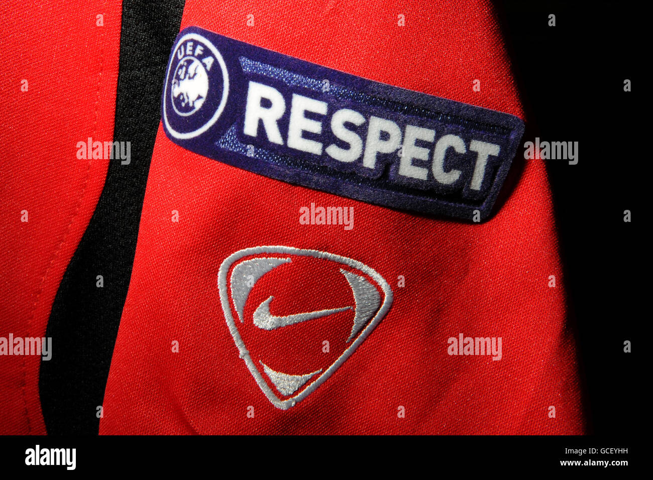 Respect badge on the fulham players shirts hi-res stock photography and ...