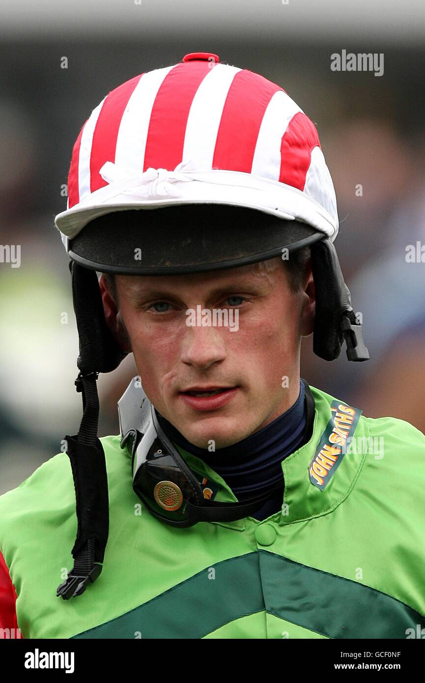 Horse Racing - 2010 John Smith's Grand National - Day Three - Aintree ...