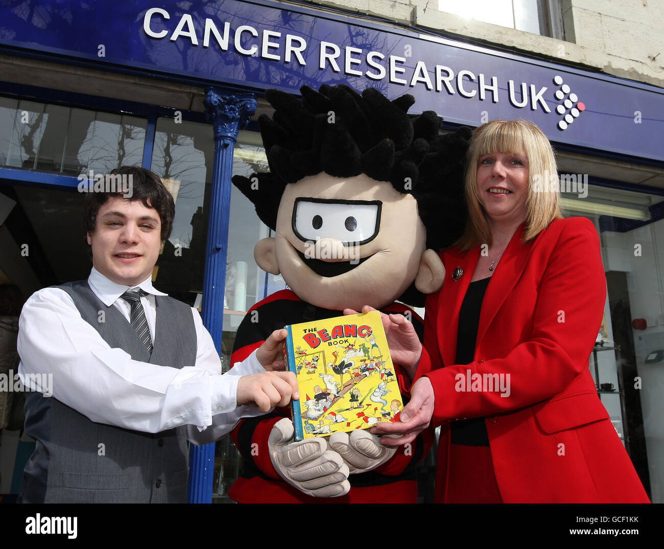 Dennis the menace and beano hi-res stock photography and images - Alamy